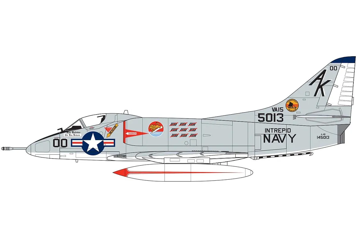 Airfix 1/72 Douglas A4 Skyhawk Attack Aircraft Scaled Plastic Model Kit ...