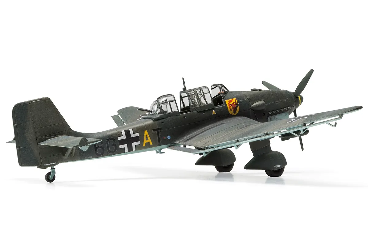 Airfix 1/72 Junkers Ju87 B-1 Stuka Bomber Scaled Plastic Model Kit | A03087