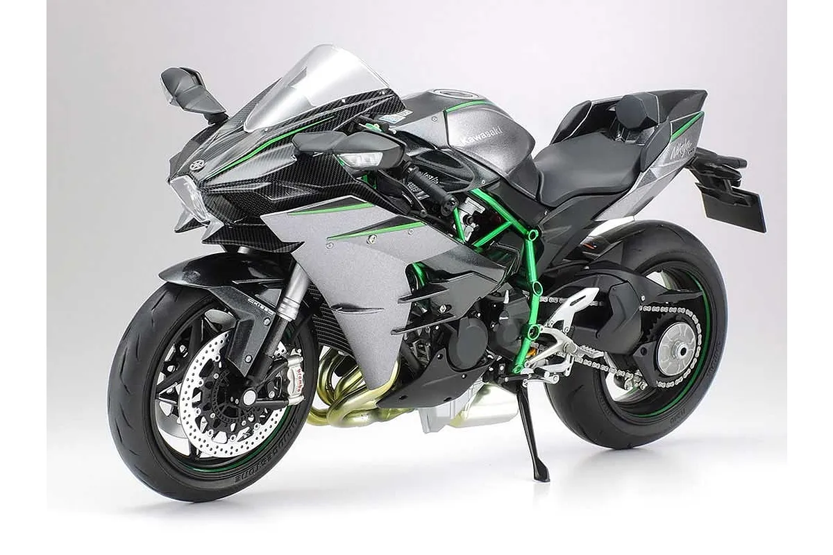 Tamiya 1/12 Kawasaki Ninja H2 Carbon Motorcycle Plastic Model Kit | 14136