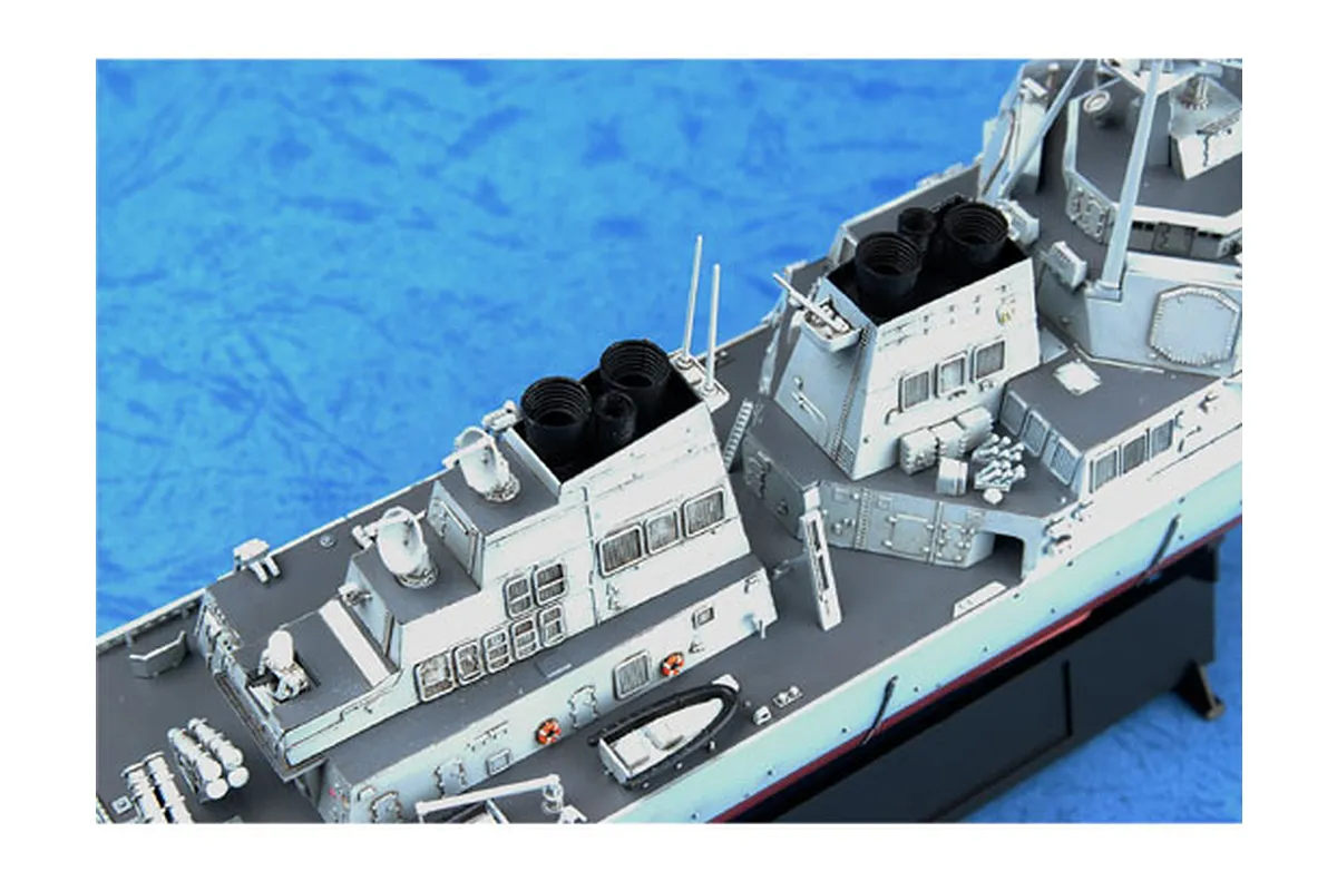 Trumpeter 1/350 USS Arleigh Burke DDG-51 Destroyer Plastic Model Kit ...