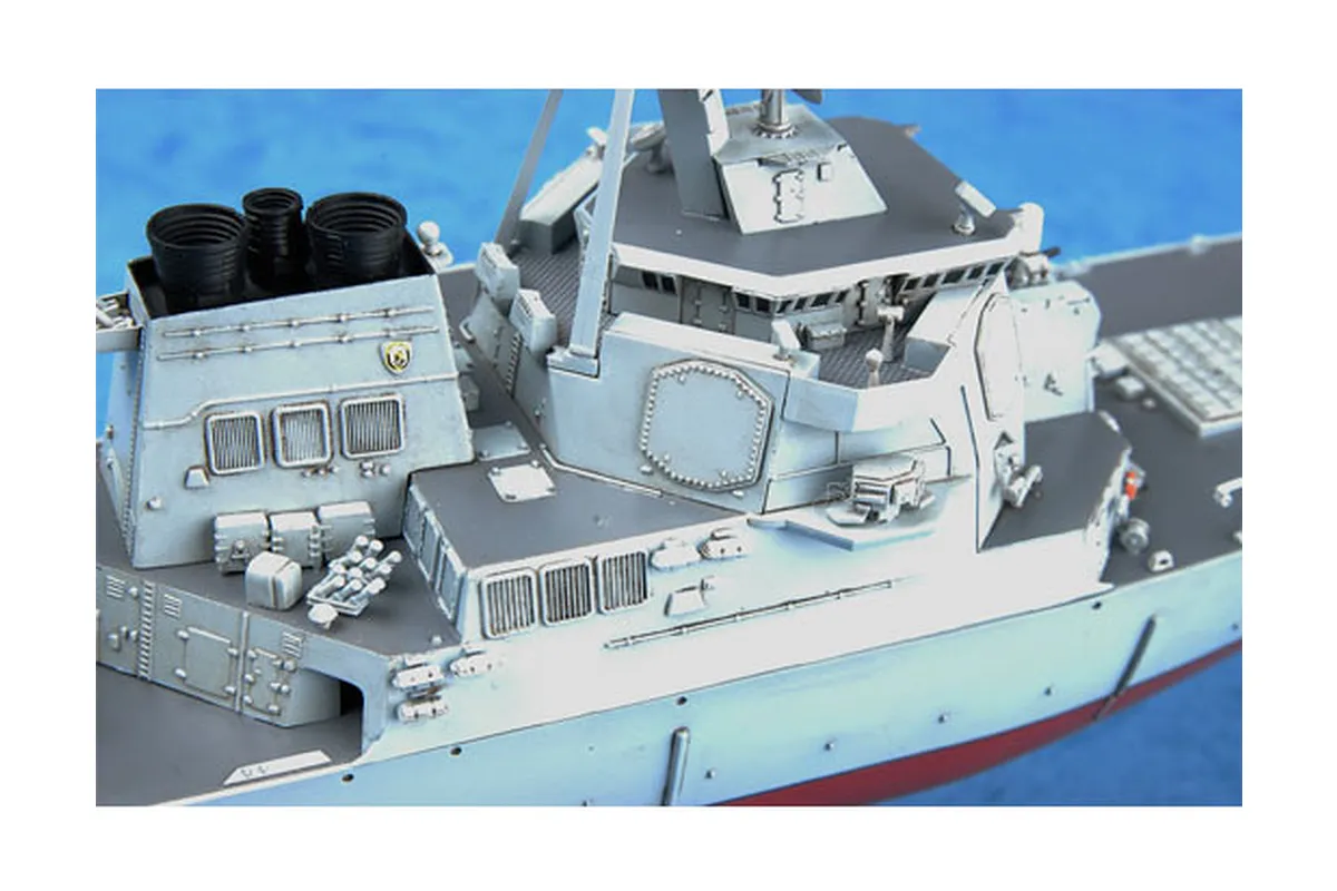 Trumpeter 1/350 USS Arleigh Burke DDG-51 Destroyer Plastic Model Kit ...