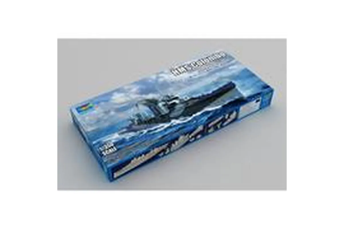 Trumpeter 1/350 HMS Colombo C-class Light Cruiser Scaled Plastic Model ...