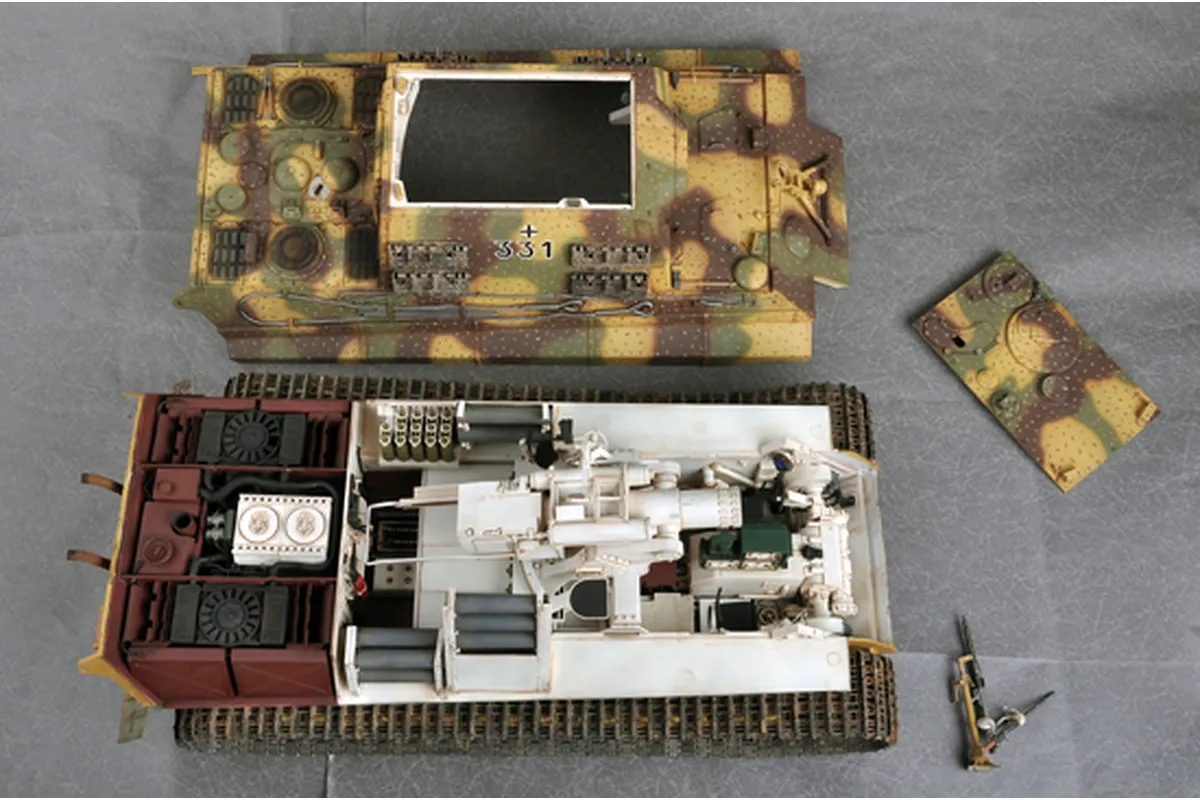 Trumpeter 1/16 German Sd.Kfz.186 Jagdtiger Tank Scaled Plastic Model ...