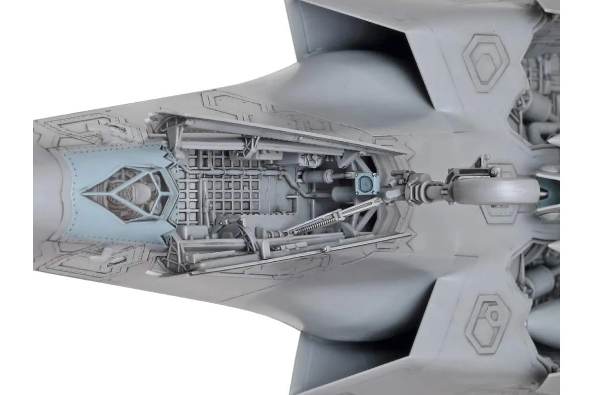 Tamiya 1/48 Lockheed Martin F-35A Lightning II Scaled Plastic Model Kit ...
