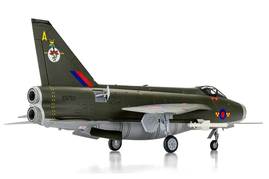 Airfix 1/72 English Electric Lightning F2A Fighter Scaled Plastic Model ...