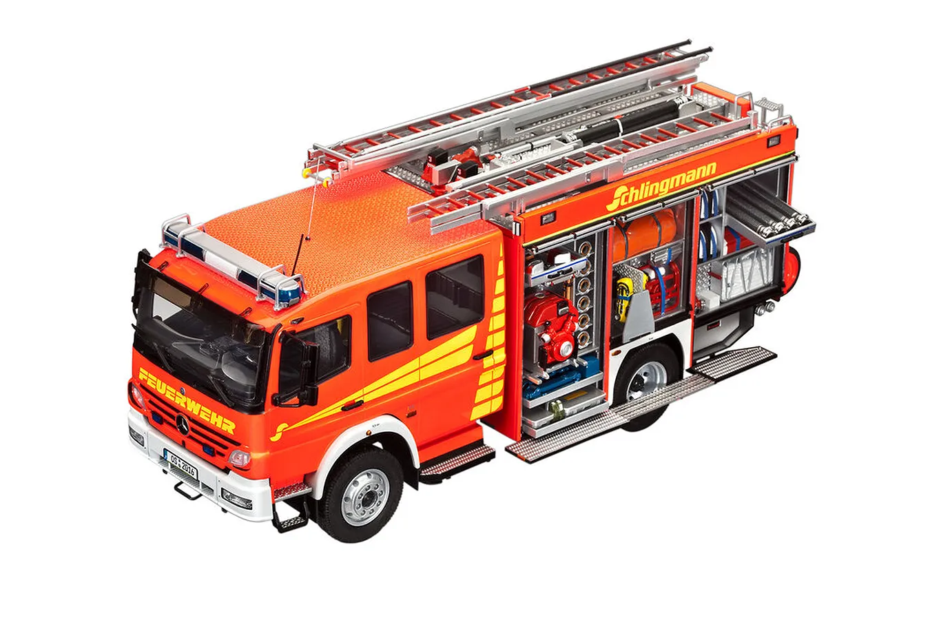Revell 1/24 Schlingmann LF 20/16 Firetruck Scaled Plastic Model Set