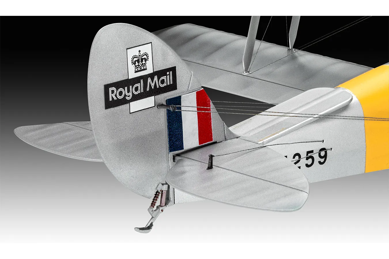 Revell 1/32 RAF D.H. 82A Tiger Moth Scaled Plastic Model Kit