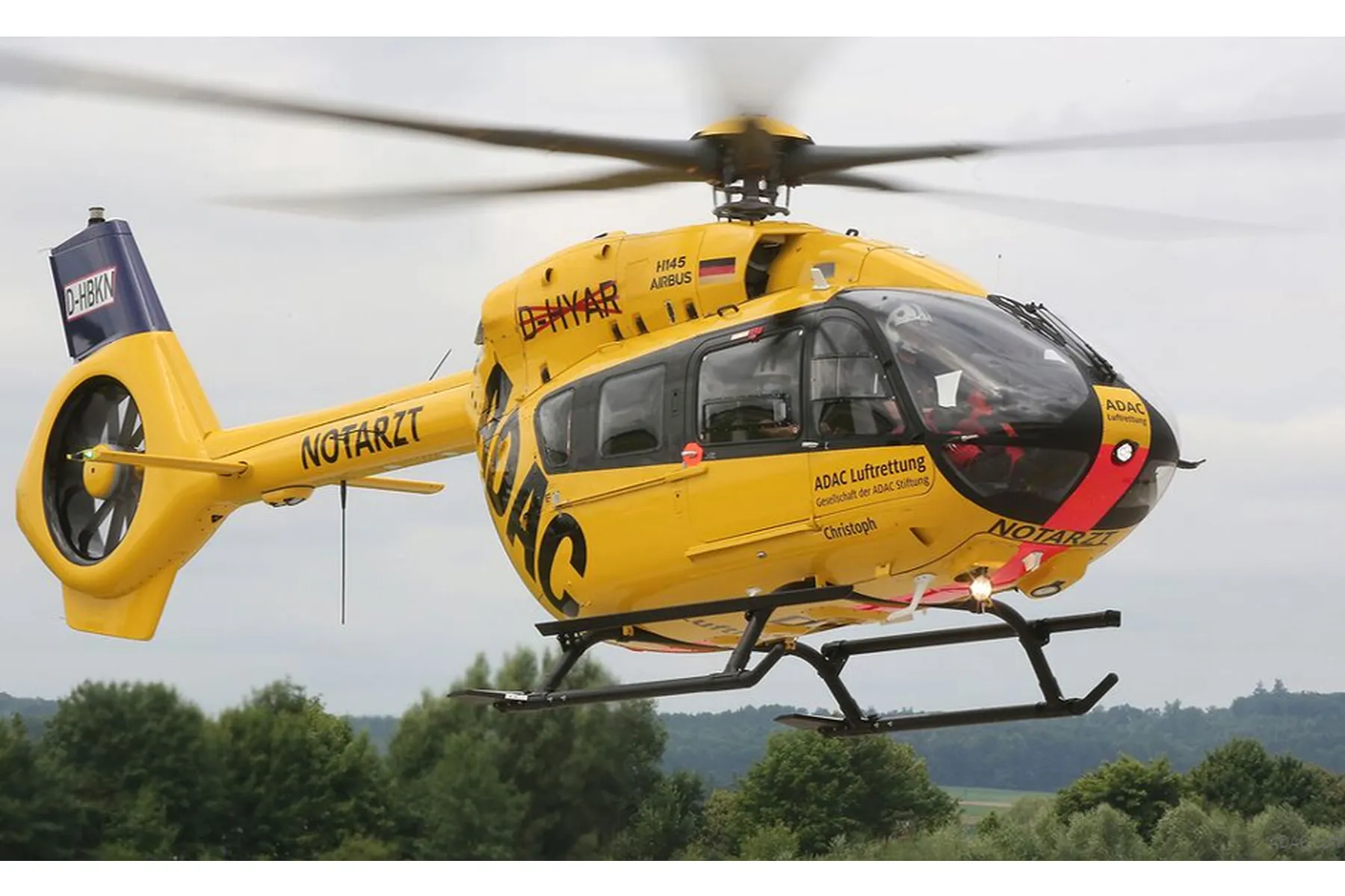 Revell 1/32 Airbus H145 "ADAC/REGA" Helicopter Scaled Plastic Model Kit