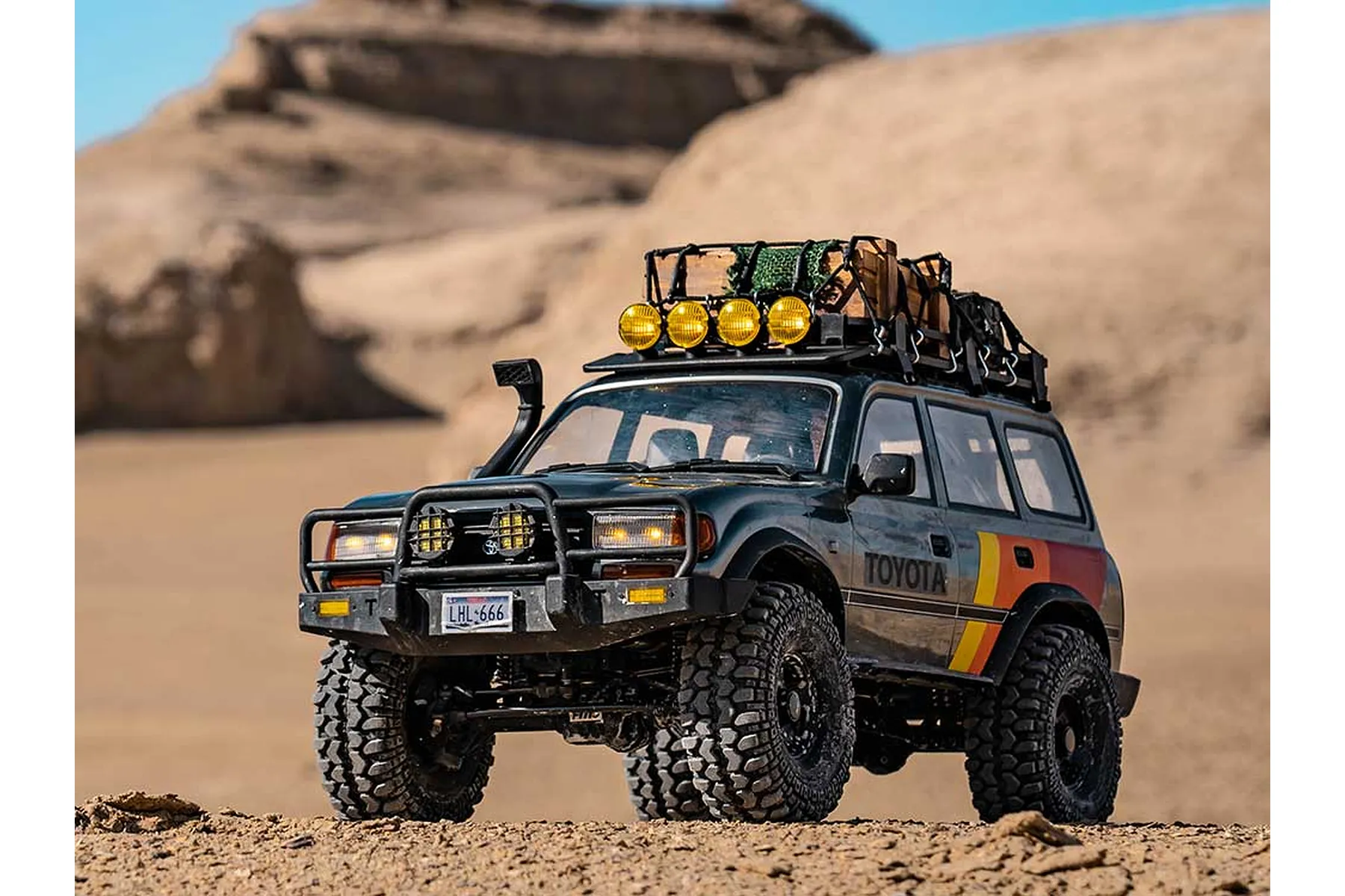 FMS FCX10 LC80 Toyota Land Cruiser RC Rock Crawler Electric 4WD 1/10 ...