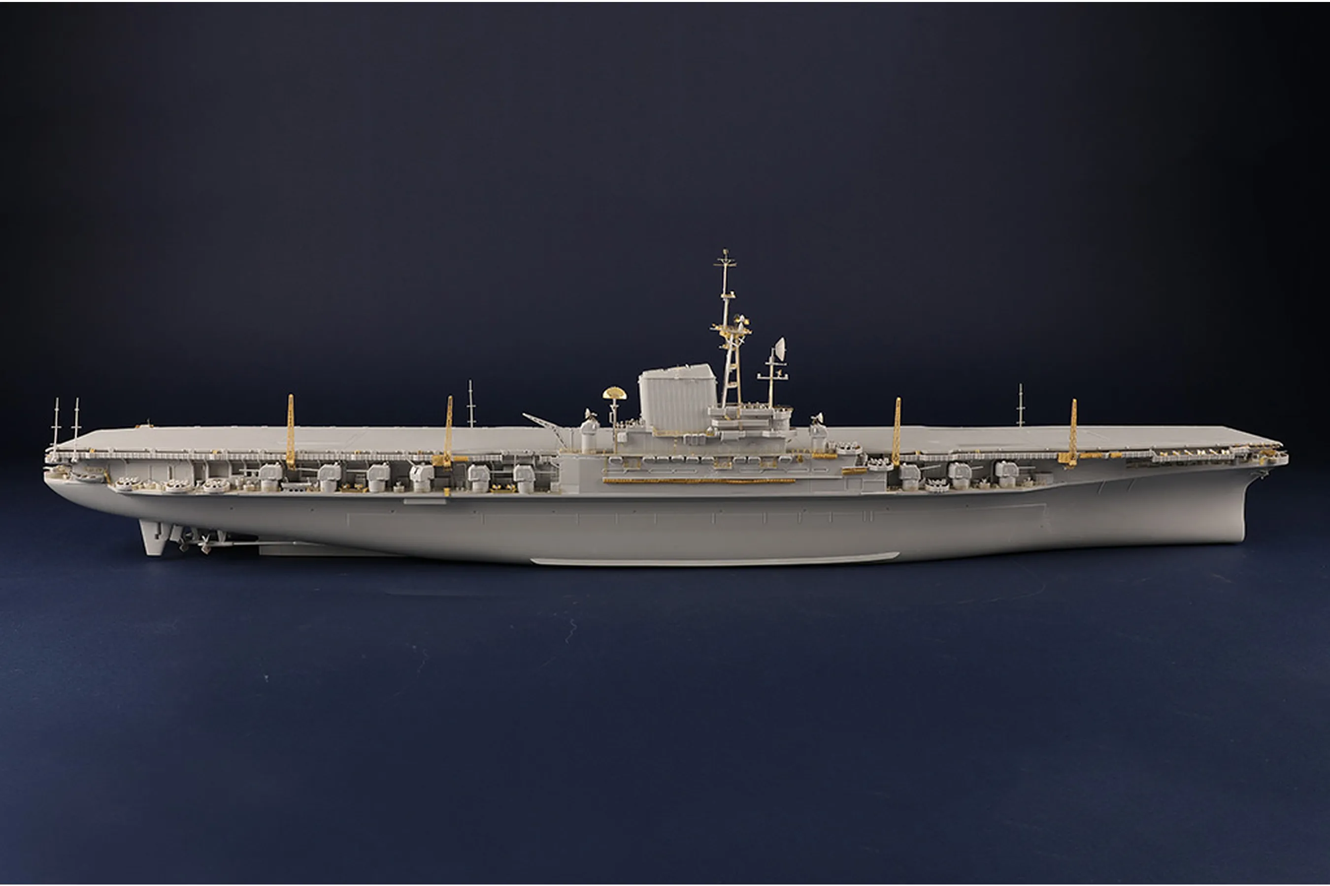 Trumpeter 1/350 USS Midway CV-41 Aircraft Carrier Scaled Plastic Model Kit