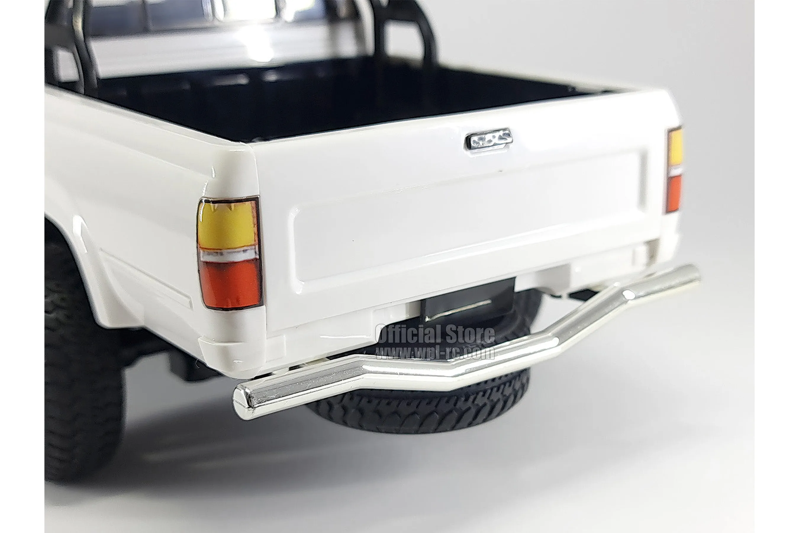 WPL D64 Hilux RC Rock Crawler Electric 4WD 1/16 Scale RTR - White