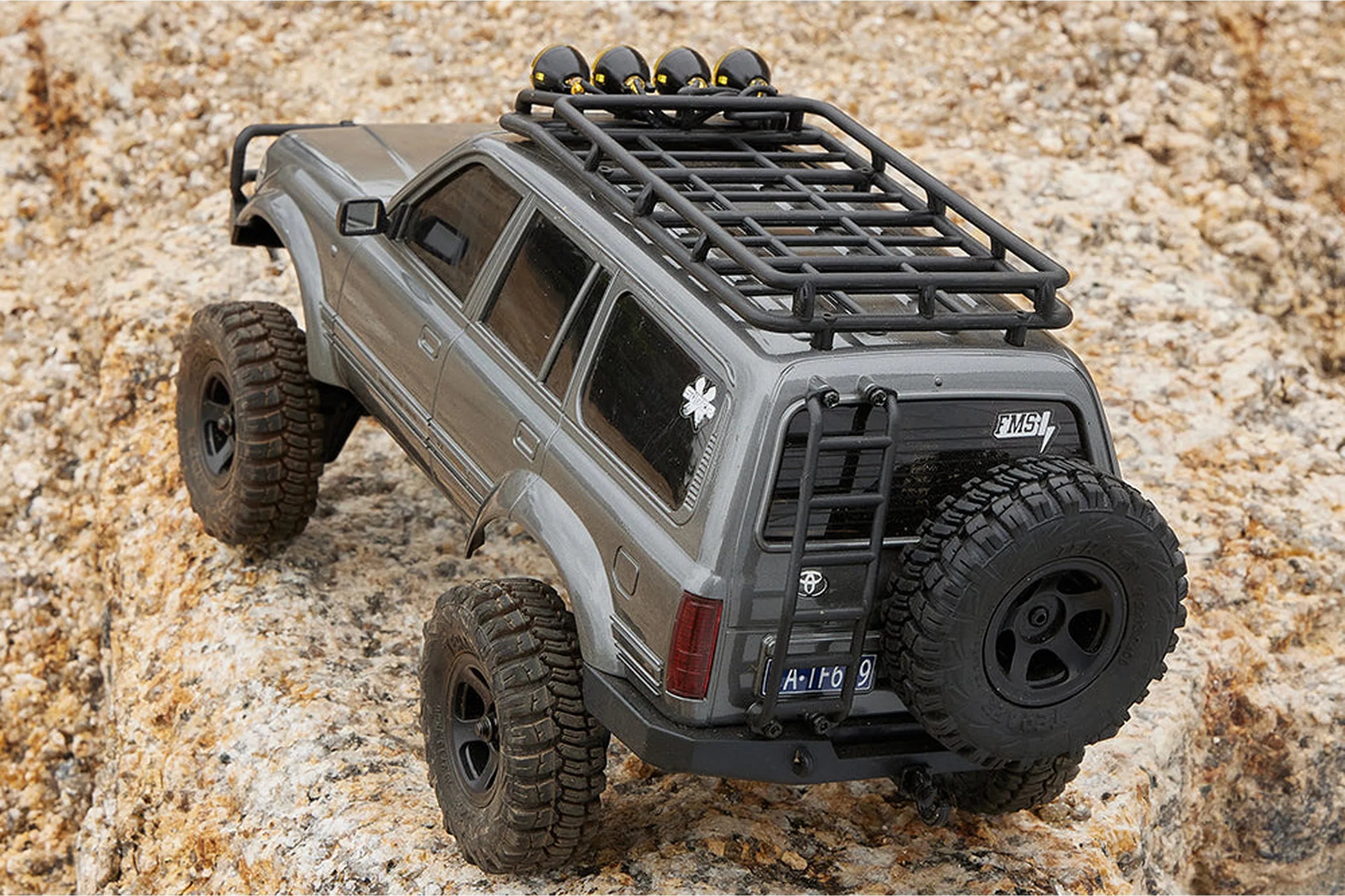 FMS FCX18 Toyota Land Cruiser 80 RC Rock Crawler Electric 4WD 1/18 ...